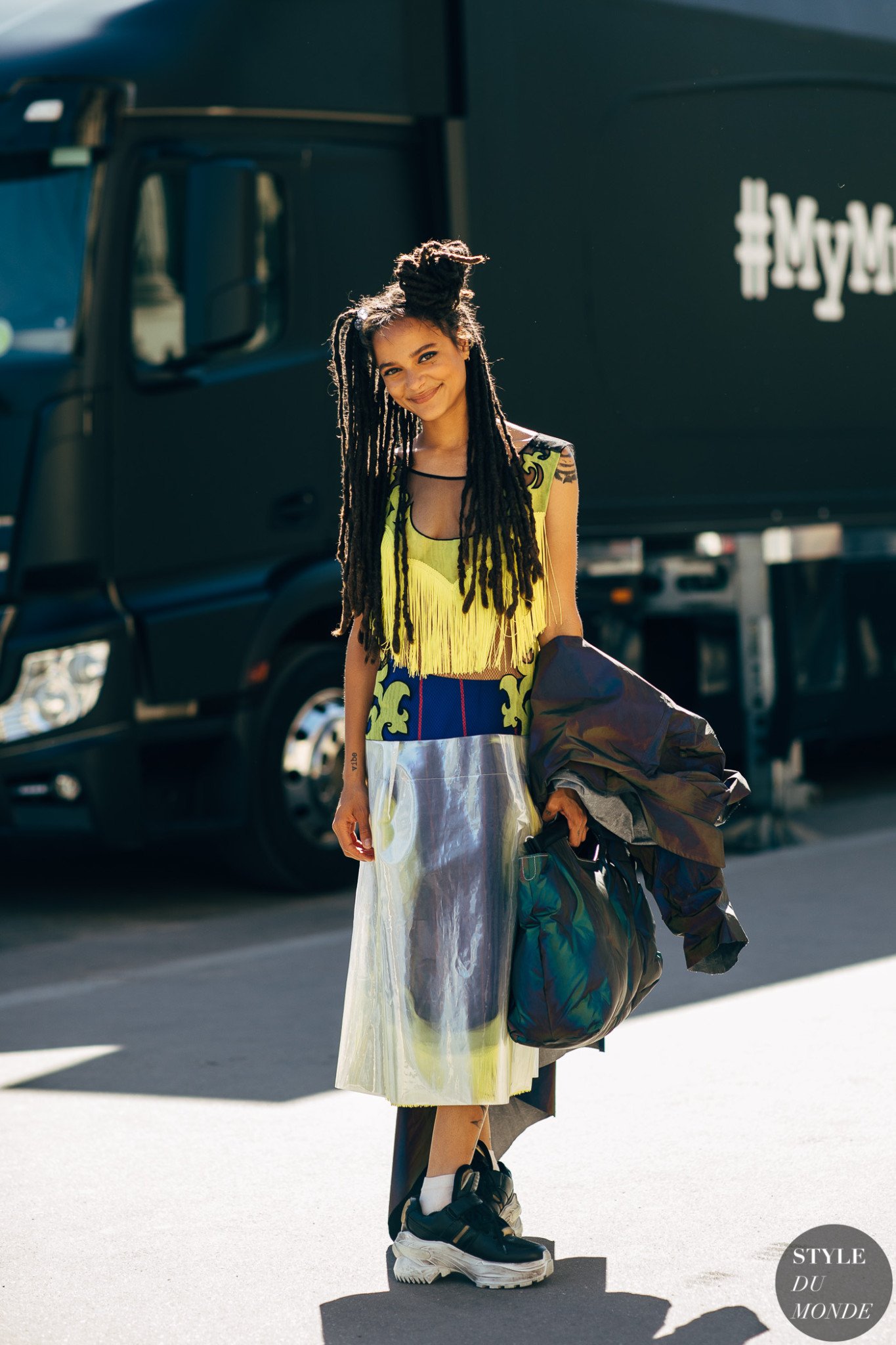 Paris SS 2019 Street Style: Sasha Lane - STYLE DU MONDE | Fashion ...