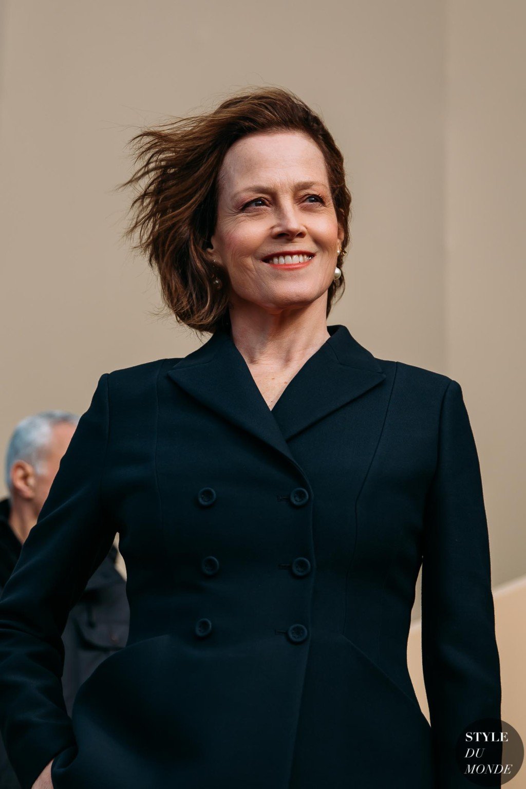 Paris FW 2020 Street Style: Sigourney Weaver - STYLE DU MONDE | Fashion ...